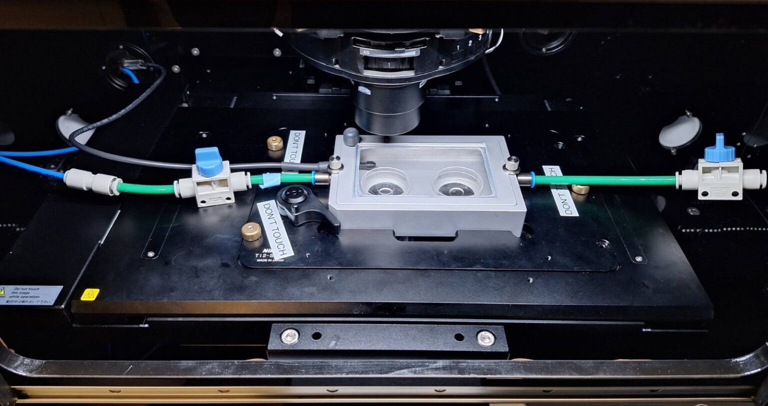 Anoxic Chamber – Imaging & Optics Facility